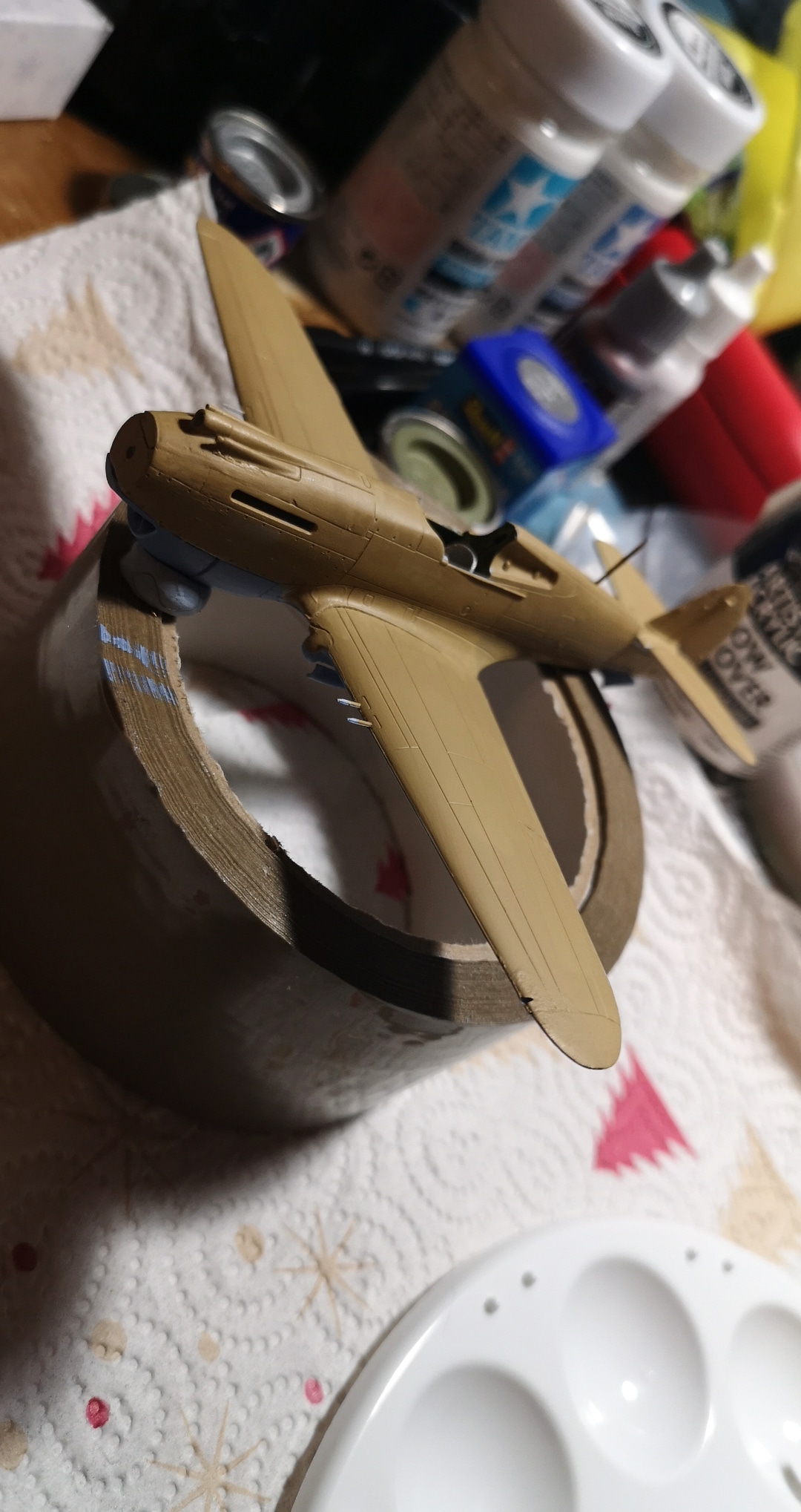 Aldi special - Airfix P40 desert scheme - Christmas Blitzenbuild 2019 ...